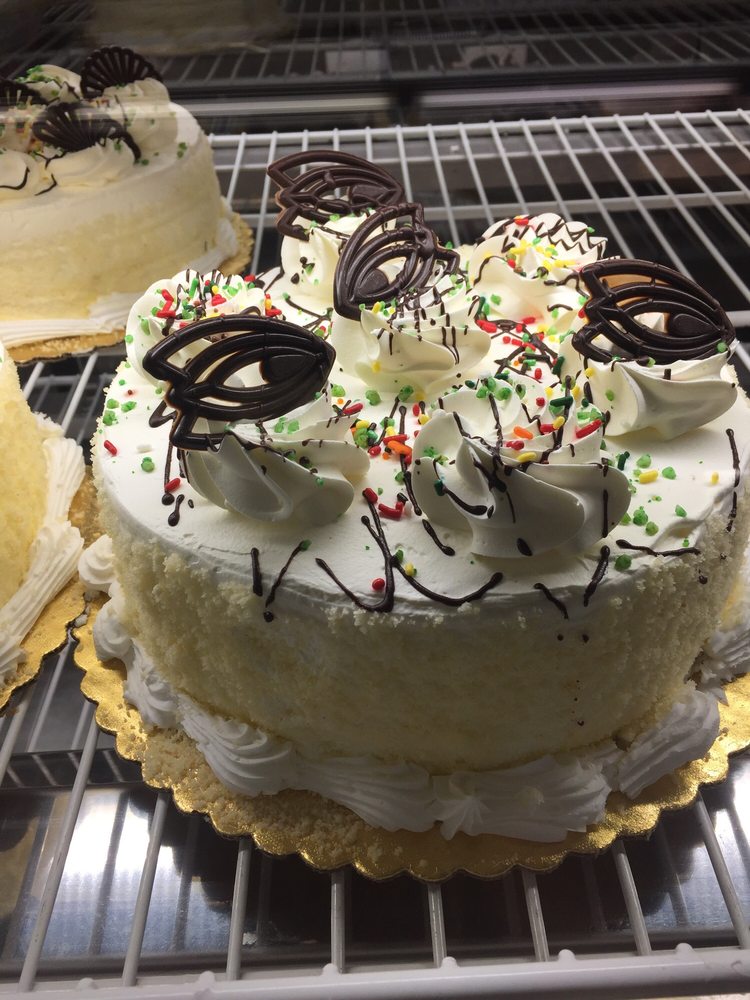 ANGELO CAPUTO’S FRESH MARKETS - 35 Photos & 56 Reviews - 1250 E Lake St ...