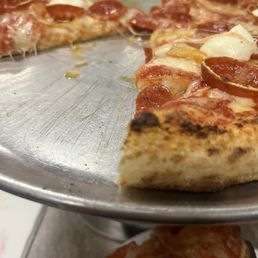 PIZZA TERRA - Updated March 2025 - 56 Photos & 66 Reviews - 302 Melton ...