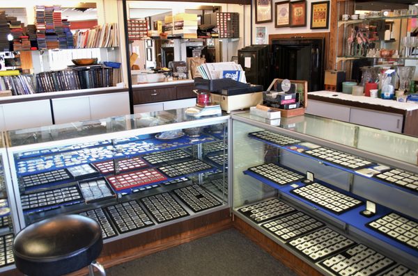 COIN CORNER - Updated December 2025 - 27 Photos & 17 Reviews - 9215 E ...