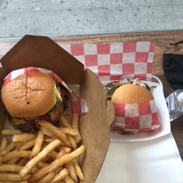 BURGER MANIA - 95 Photos & 56 Reviews - 274 W 40th St, New York, New ...