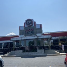 EC DINER - Updated July 2025 - 573 Photos & 331 Reviews - 10055 ...