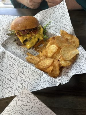 SQUARE BURGER - Updated July 2025 - 10 Photos & 18 Reviews - 60 S ...