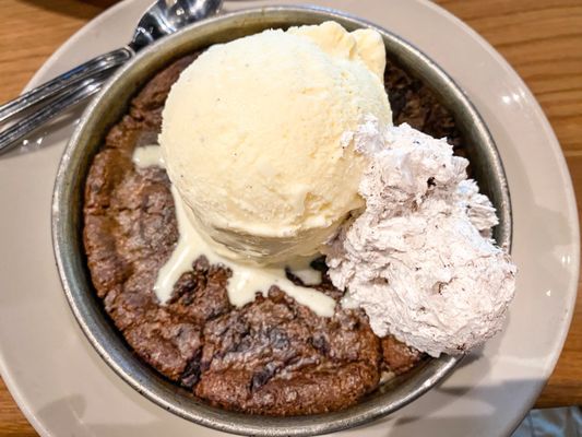 BJ’S RESTAURANT & BREWHOUSE - Updated August 2024 - 1968 Photos & 1895 ...