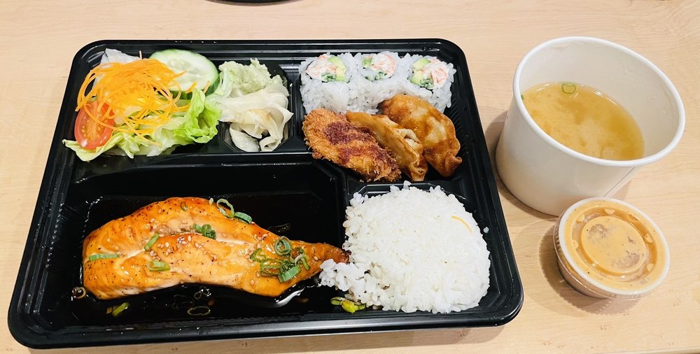 MINAMI SUSHI - Updated December 2024 - 377 Photos & 420 Reviews - 716 S ...