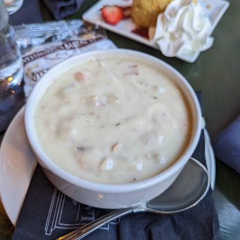 LAST HURRAH - Updated July 2024 - 251 Photos & 210 Reviews - 60 School ...