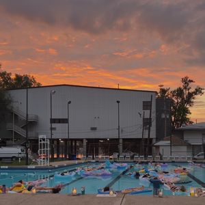 LAKESIDE SWIM CLUB - Updated June 2025 - 49 Photos & 14 Reviews - 2010 ...