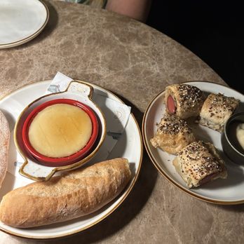 CHELSEA LIVING ROOM - Updated January 2025 - 85 Photos & 25 Reviews ...