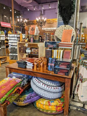 EARTHBOUND TRADING COMPANY - Updated November 2025 - 10 Reviews & 22 ...