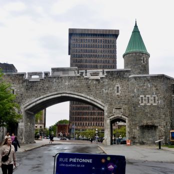 ST. JEAN GATE - Updated August 2025 - Rue Saint-Jean, Québec City ...