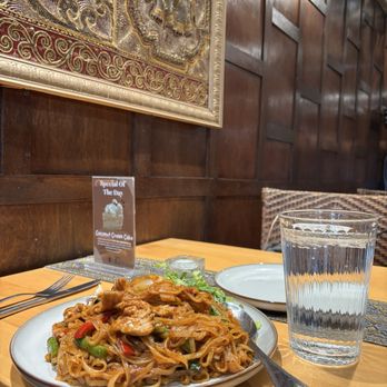 RATCHADA THAI & LAOS CUISINE - Updated December 2025 - 482 Photos & 381 ...