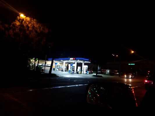 ARCO AM PM - Updated December 2025 - 17 Photos & 45 Reviews - 1037 W ...