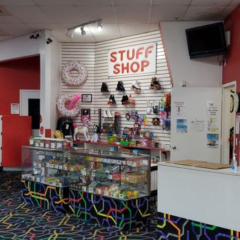 WHEELS SKATING CENTER - Updated December 2025 - 26 Photos & 58 Reviews ...