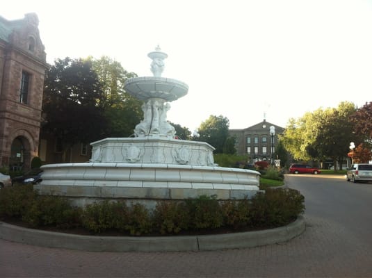 COURT HOUSE SQUARE PARK - Updated October 2024 - 41 Court House Sq ...