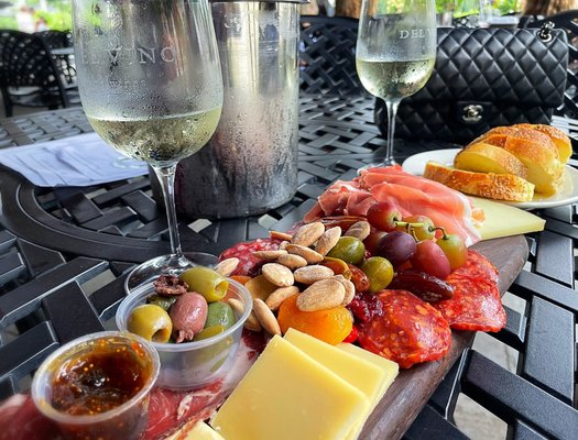 DEL VINO VINEYARDS - 803 Photos & 323 Reviews - 29 Norwood Rd ...