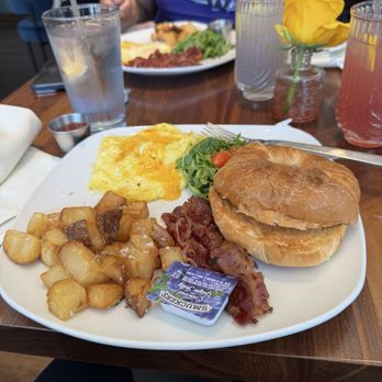 HAUS OF BRUNCH - Updated December 2025 - 38 Photos & 23 Reviews - 204 ...