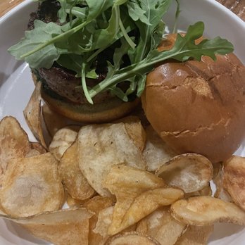 ELLINOR - Updated October 2025 - 68 Photos & 31 Reviews - 1016 E ...