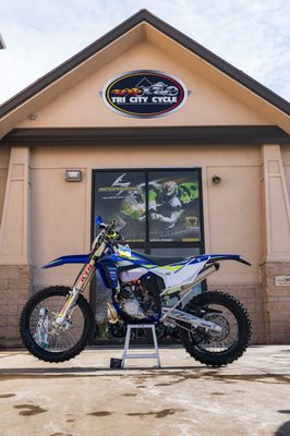 TRI-CITY CYCLE - TEMP. CLOSED - Updated December 2025 - 31 Photos & 74 ...