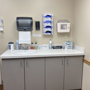 COMPUNET CLINICAL LABORATORIES - Updated June 2025 - 5692 Far Hills Ave ...