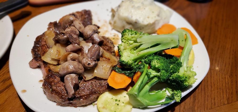 OUTBACK STEAKHOUSE - 75 Photos & 105 Reviews - 740 Route 130, Hamilton ...