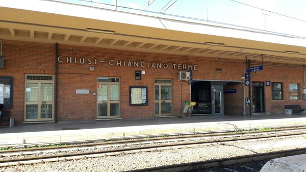 STAZIONE DI CHIUSI CHIANCIANO - Updated August 2024 - Piazza Dante ...