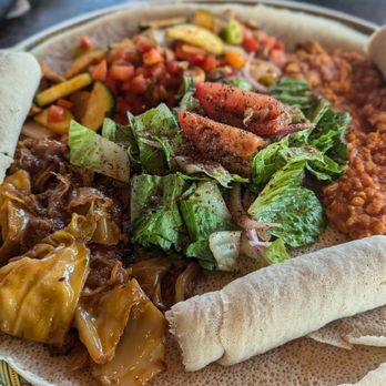 MUZITA ABYSSINIAN BISTRO - Updated September 2024 - 1099 Photos & 2121 ...