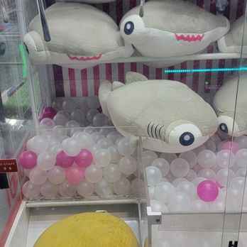 ROUND1 BOWLING & ARCADE - BURBANK - Updated January 2026 - 433 Photos ...