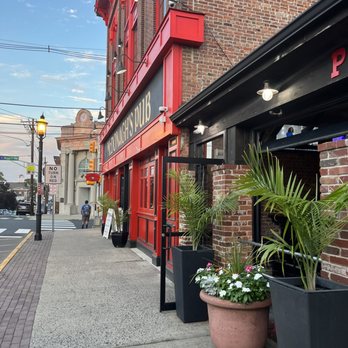 MCDONAGH’S PUB & RESTAURANT - Updated May 2025 - 411 Photos & 424 ...