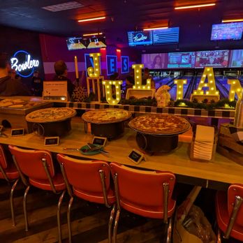 BOWLERO FAIR LAWN - Updated January 2026 - 93 Photos & 105 Reviews - 22 ...