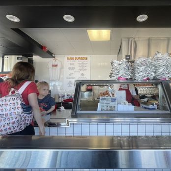 MAIN BURGER - Updated May 2025 - 132 Photos & 77 Reviews - 161 W Main ...