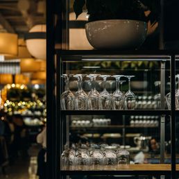 VERNICK FISH - Updated December 2025 - 926 Photos & 286 Reviews - 1876 ...