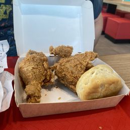 JOLLIBEE - Updated December 2025 - 125 Photos & 84 Reviews - 1700 W ...