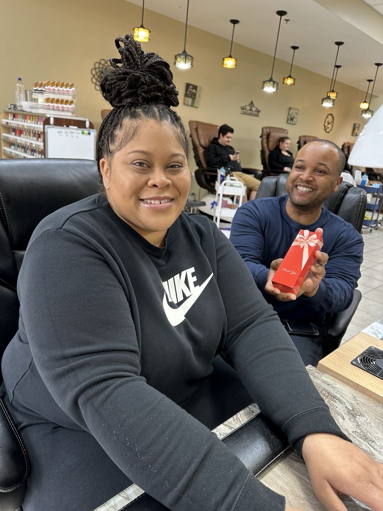 PARADISE POINT NAILS & SPA - Updated January 2026 - 56 Photos & 21 ...