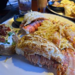RED LOBSTER - Updated December 2025 - 609 Photos & 385 Reviews - 5015 ...