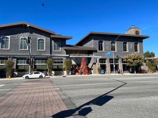 OLD TOWN NEWHALL LIBRARY - Updated December 2025 - 71 Photos & 74 ...