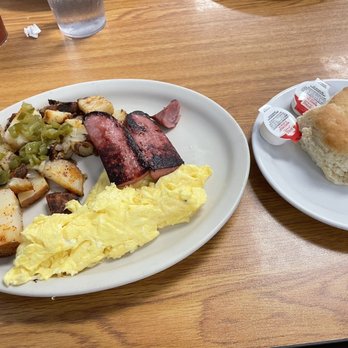 THAT LITTLE RESTAURANT - Updated January 2025 - 145 Photos & 218 ...