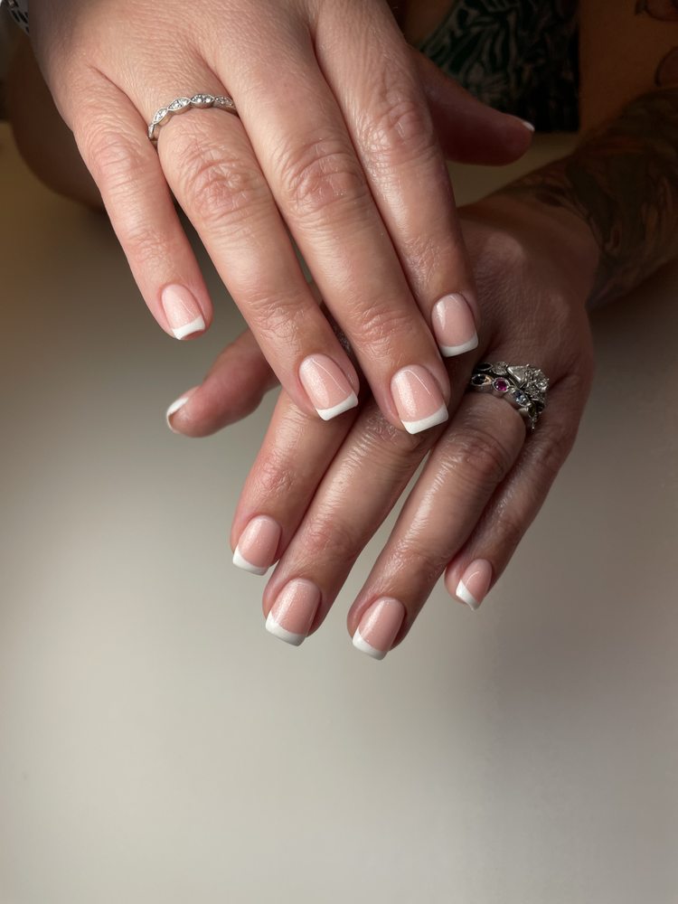 HANDED 2 YOU - Updated August 2024 - Request an Appointment - 3985 ...