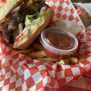 PUB N’ SUB - Updated July 2024 - 226 Photos & 256 Reviews - 1000 ...