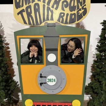 GRIFFITH PARK TRAIN RIDES - GRIFFITH PARK & SOUTHERN RAILROAD - Updated ...