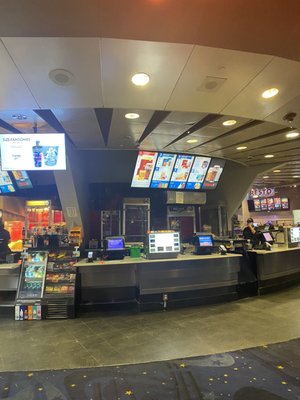 CINÉMA CINEPLEX - Updated May 2024 - 12 Photos & 18 Reviews - 2800 ...