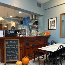 LE BON CAFE - Updated August 2025 - 252 Photos & 240 Reviews - 210 2nd ...