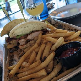 FACTORY BY BEER TREE BREW - Updated June 2025 - 160 Photos & 121 ...