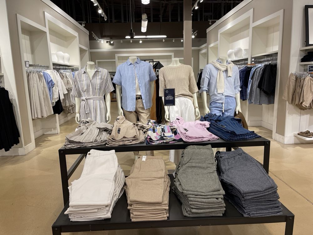 BANANA REPUBLIC FACTORY STORE - Updated May 2025 - 58 Photos & 11 ...