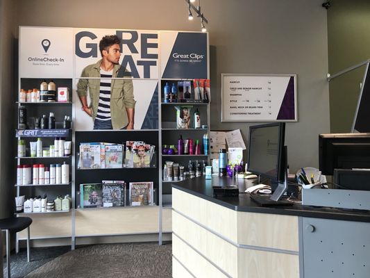 GREAT CLIPS - Updated May 2026 - 21 Reviews - 2160 Sir Barton Way ...