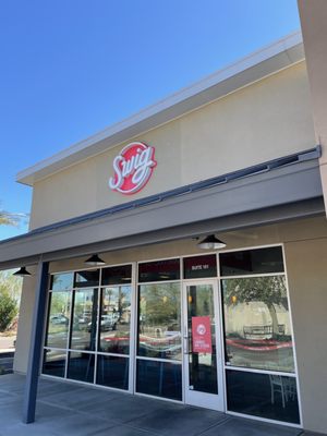 SWIG - Updated October 2025 - 76 Photos & 109 Reviews - 2919 S Market ...