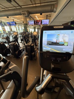 EQUINOX AUSTIN - Updated September 2025 - 44 Photos & 74 Reviews - 1007 ...