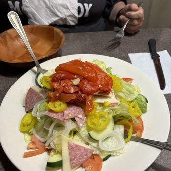 YETTY’S - Updated July 2025 - 35 Photos & 67 Reviews - 109 Mohawk St ...