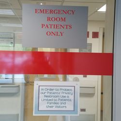 WEISS MEMORIAL HOSPITAL - 25 Photos & 149 Reviews - 4646 N Marine Dr ...