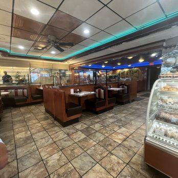 VERNON DINER - Updated July 2024 - 547 Photos & 528 Reviews - 453 ...
