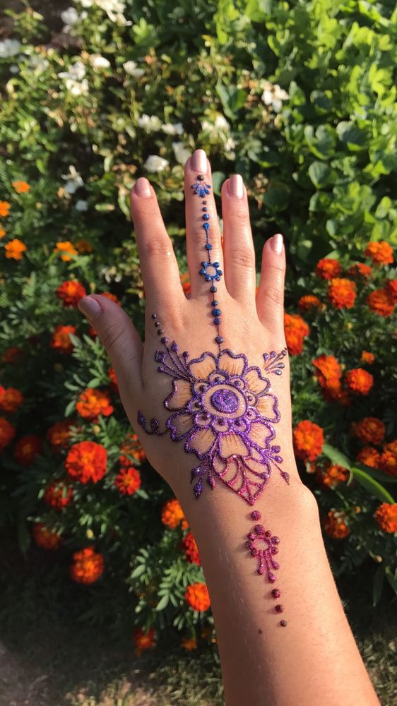 ARTIST MARIA LEDWITH - Updated July 2025 - 31 Photos - 4820 Old Post Rd ...