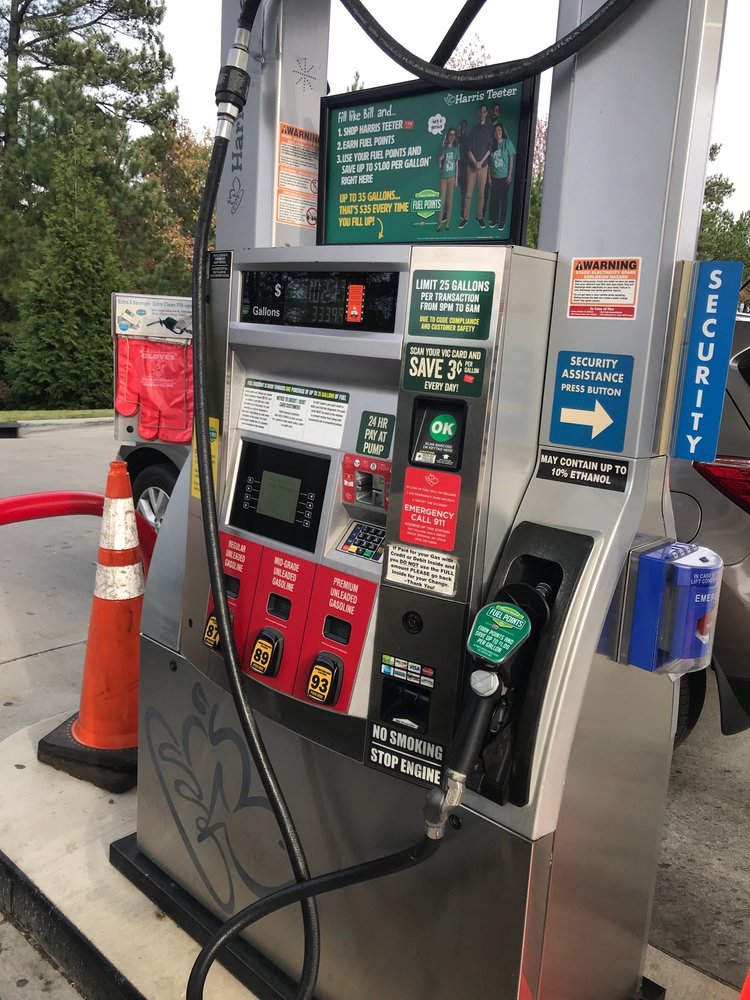 HARRIS TEETER FUEL CENTER - 324 Village Walk Dr, Holly Springs, North ...
